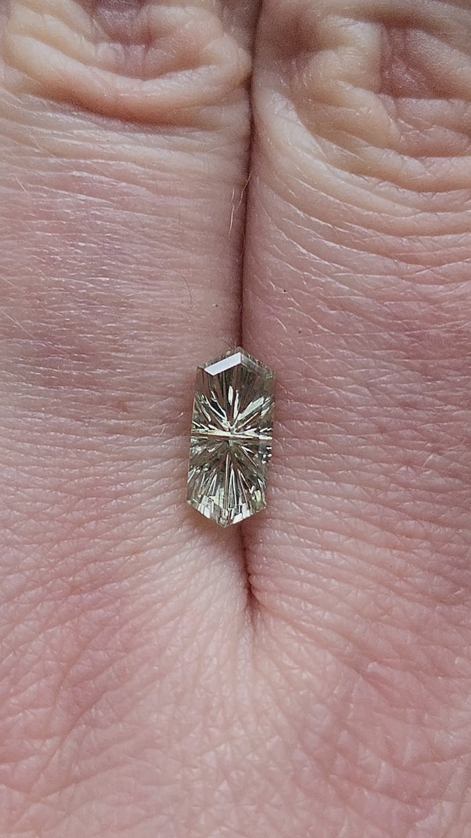 1.55ct Natural Fantasy Cut Mint Green Montana Sapphire Rupee – Swank ...