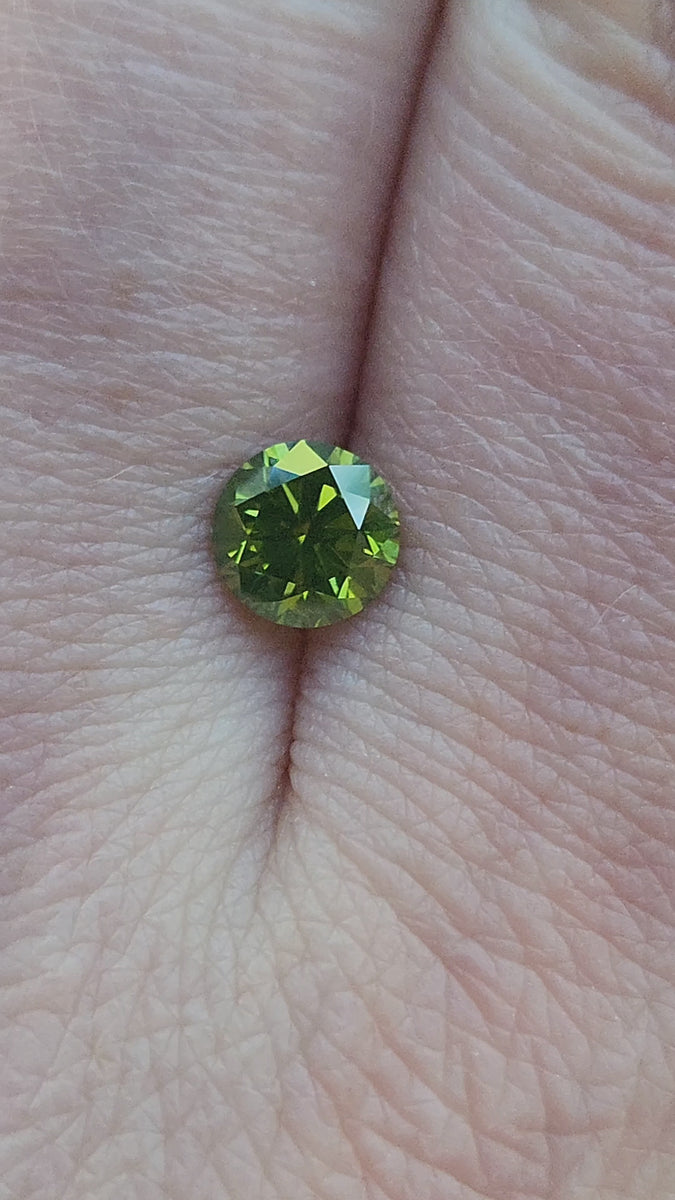 1.01ct Irradiated Natural Green Round Brilliant Diamond – Swank ...